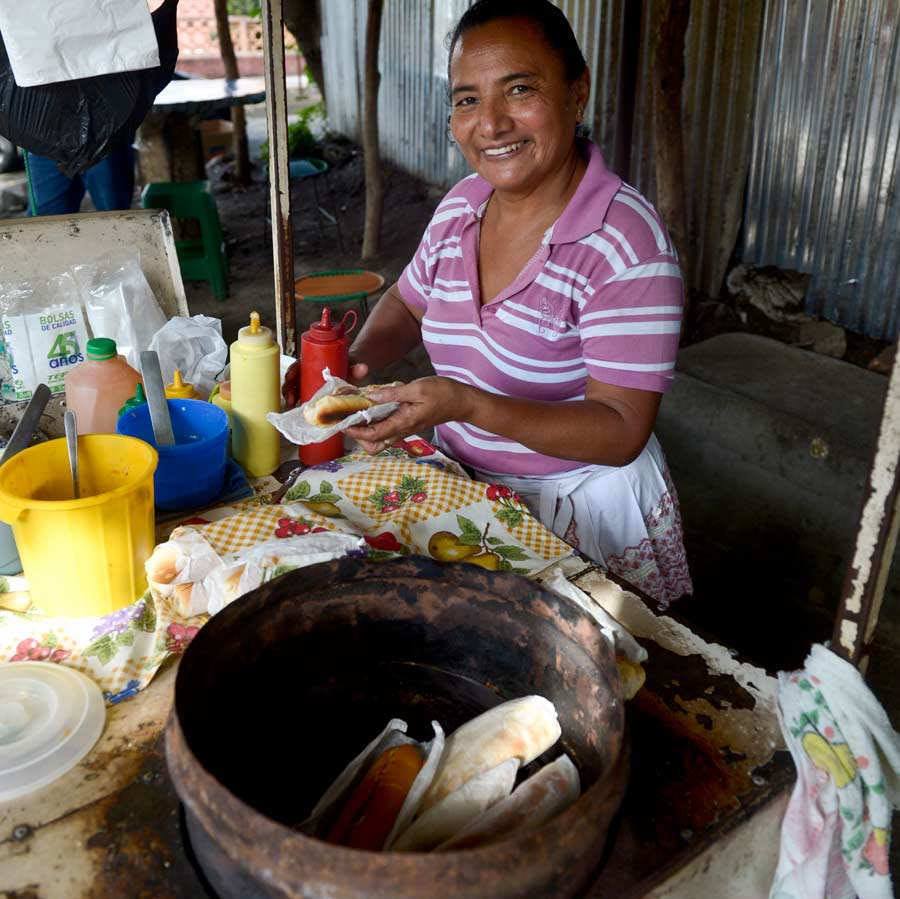 Panes chucos de la niña Marta - Comelon GO